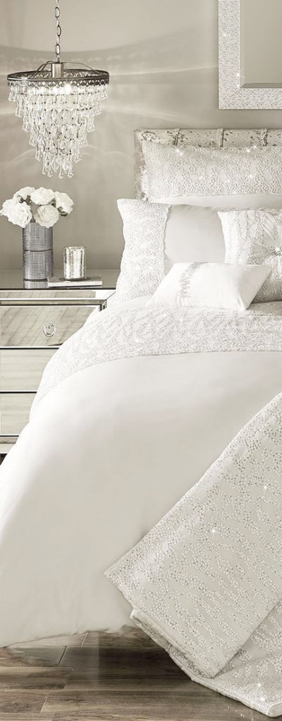 Modern Glam Decor & Glamorous Decorating Ideas